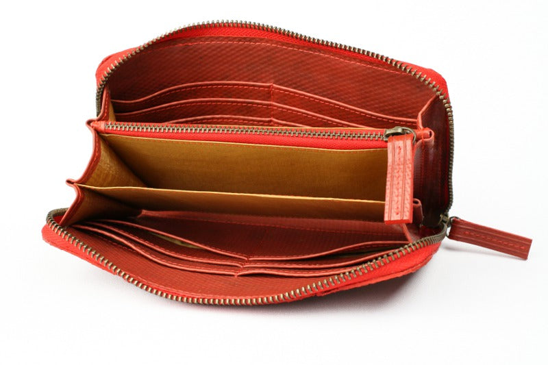 Sustainable & Eco Friendly Vegan Leather Purse - Elvis & Kresse